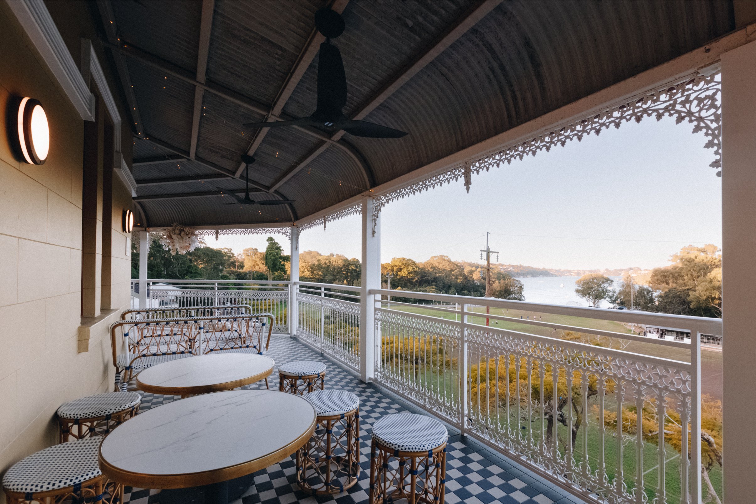 The Como Hotel – The Heart of The Shire | Historic Heritage Listed Building